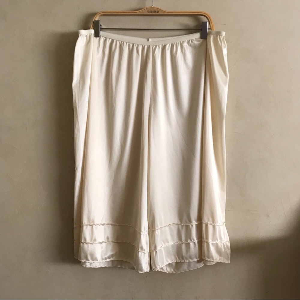 Vintage Bloomers - Gem
